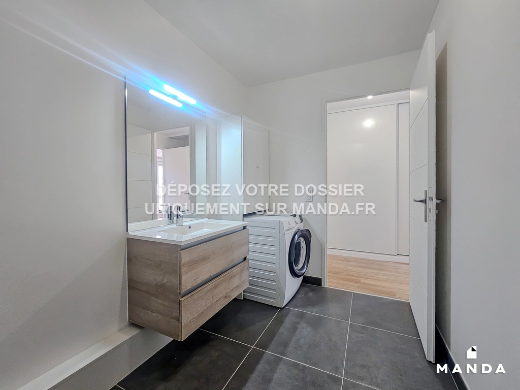 Location d'un T2 à Saint-Ouen-sur-Seine 93400 Saint-Ouen-sur-Seine
