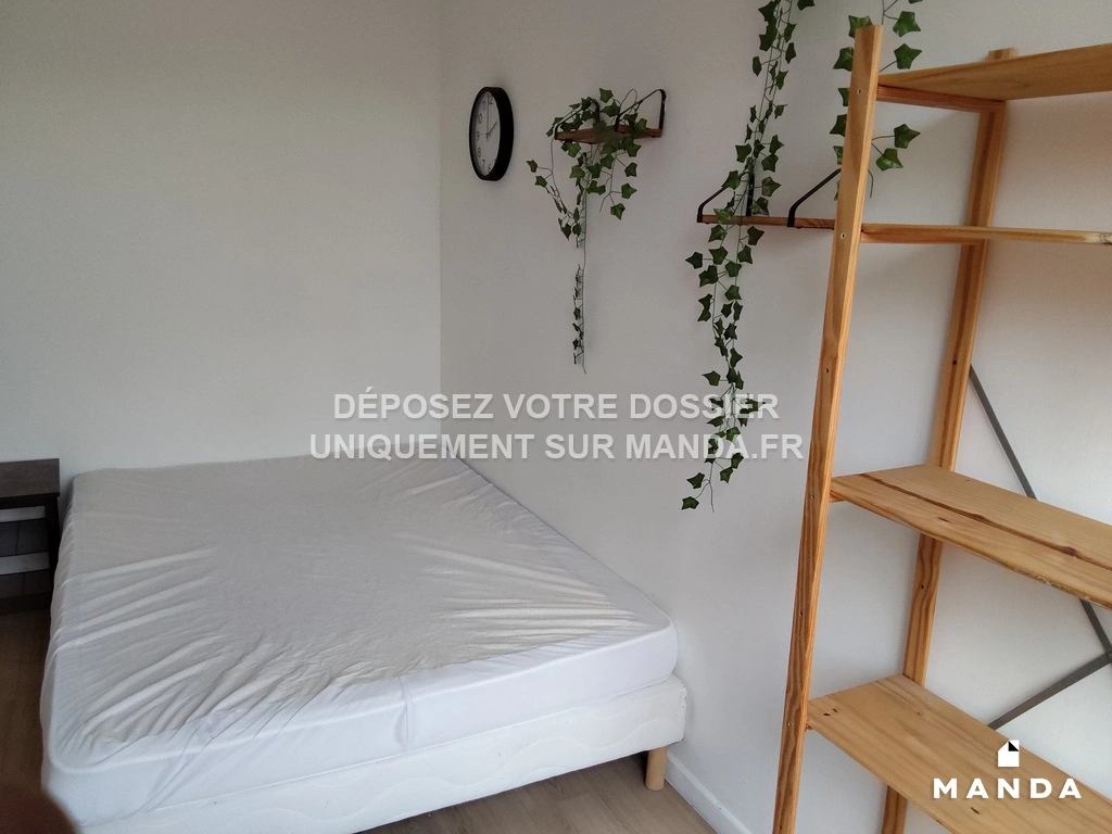 Location d'une Chambre dans T6 à Jolie chambre en colocation meublée ...